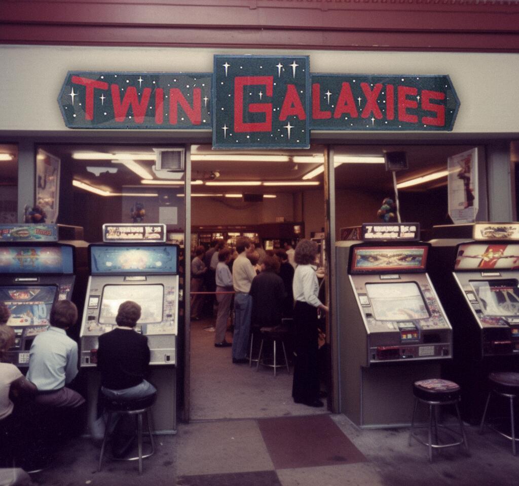 Secret images of the Twin Galaxies Arcade in 1982 discovered by A.I. - Wall - Twin Galaxies